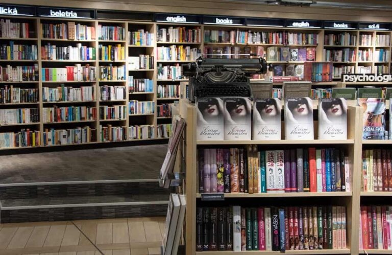 Book Shop Designs in Sri Lanka - C Plus Design